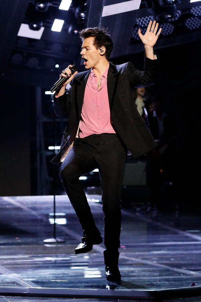 Harry Styles Dancing At The Victoria's Secret 2017 Fashion Show Is Insane